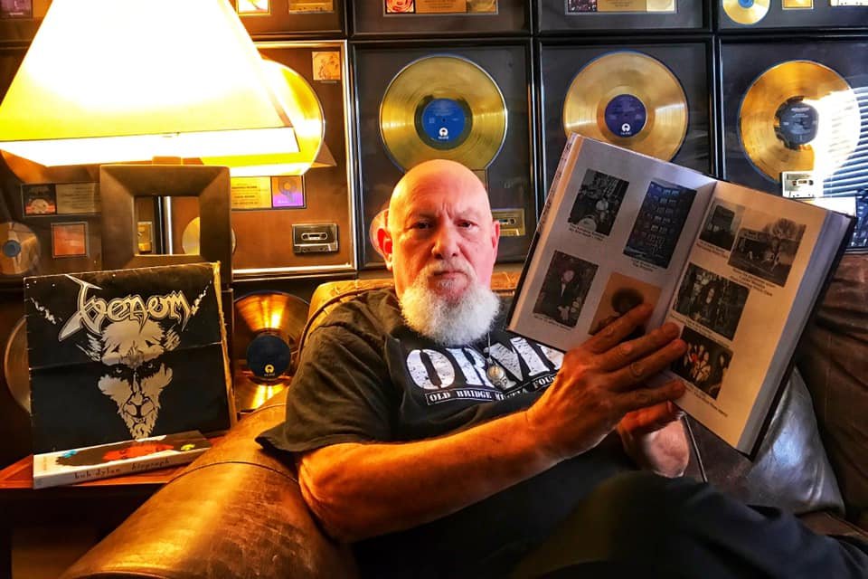 Zemřel Jonny Z | Rádio BEAT: První bigbít u nás