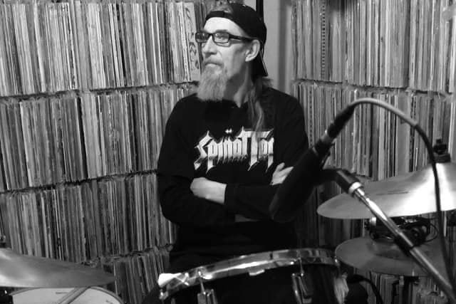 Zemřel Ric Parnell | Rádio BEAT: První bigbít u nás