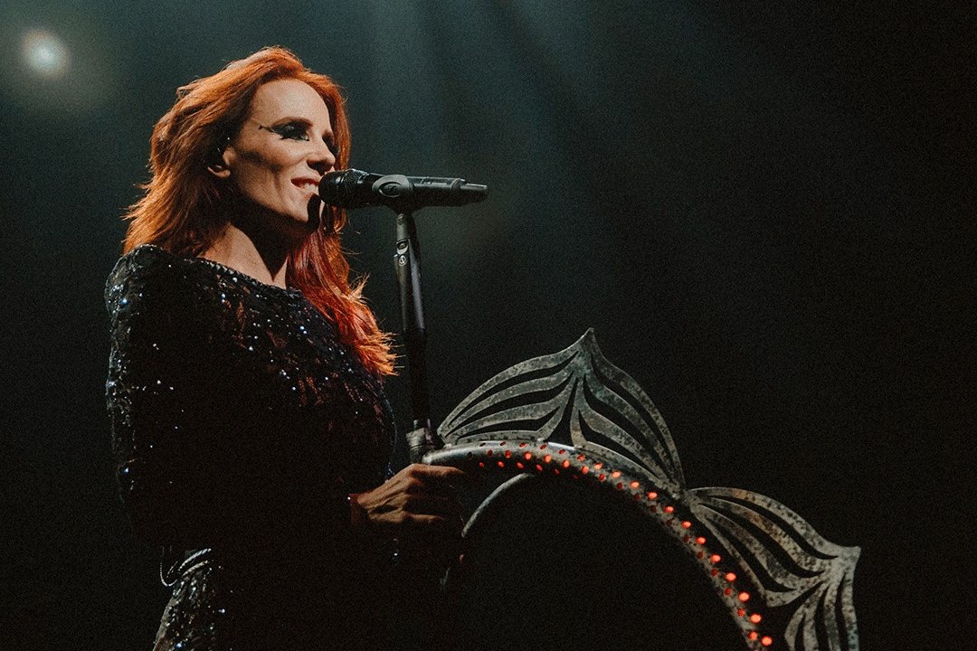 Simone Simmons chystá sólovku | Rádio BEAT: První bigbít u nás